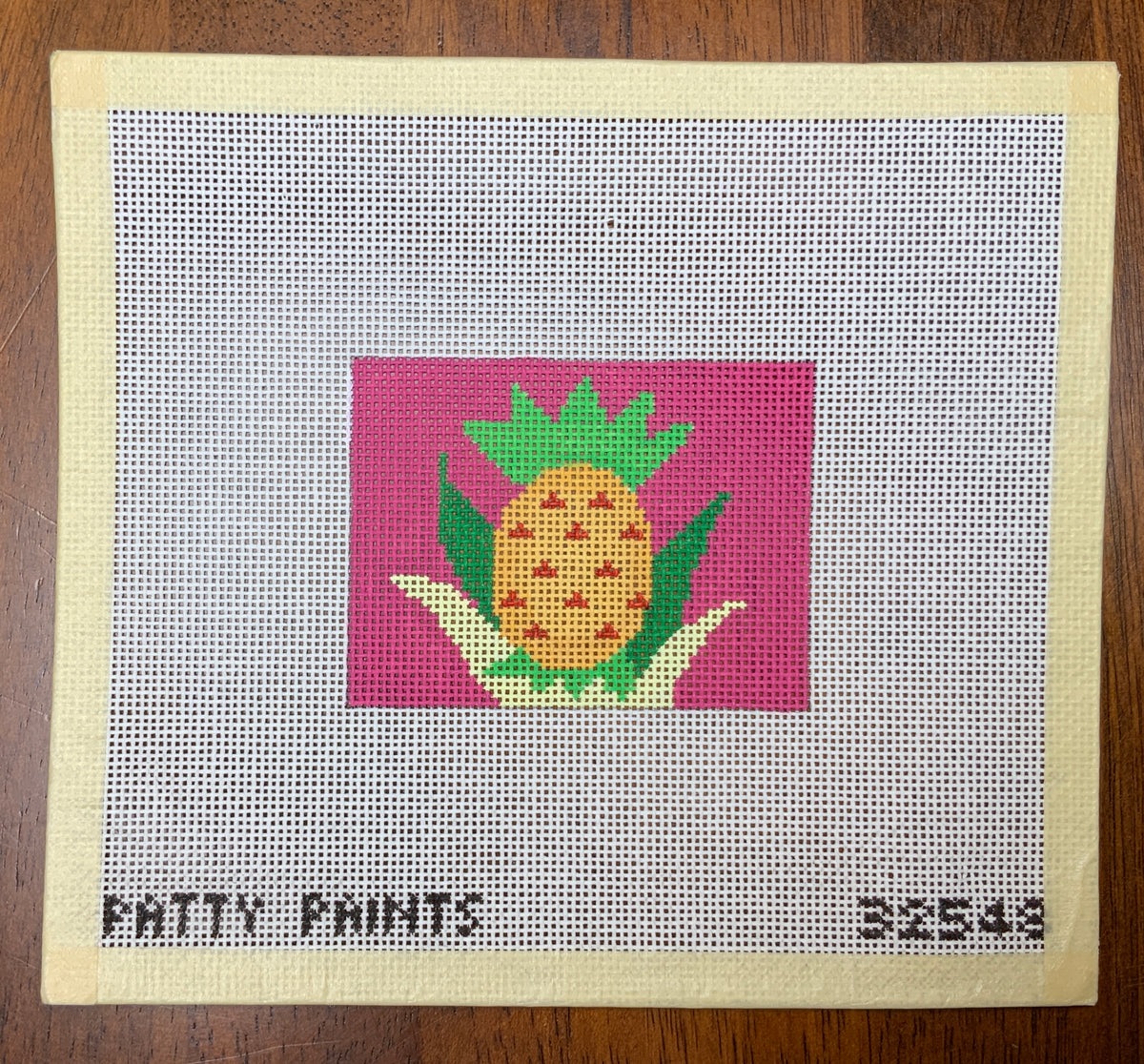 Pineapple Insert | Needlepoint Destashing
