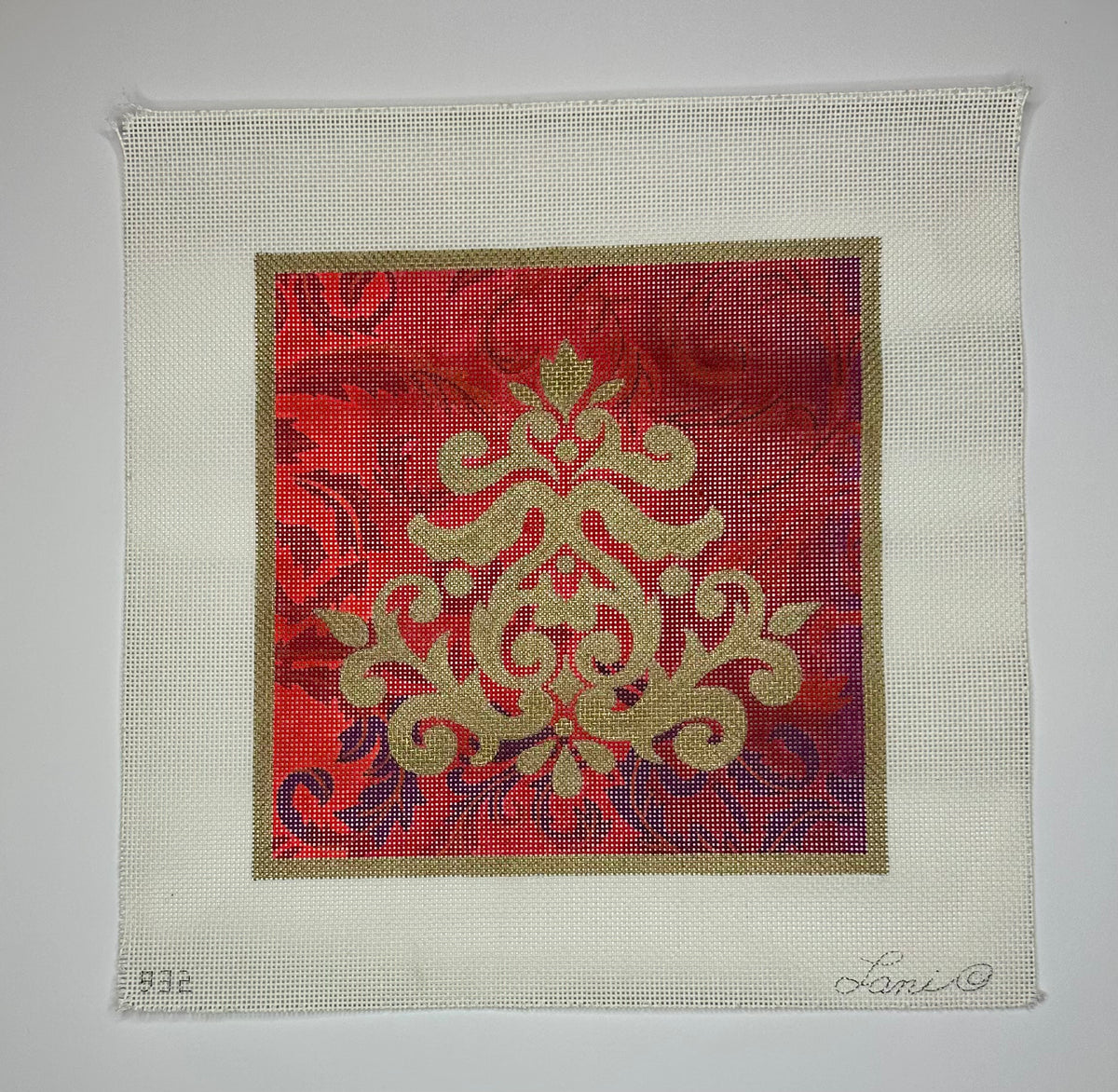 Red Motif | Needlepoint Destashing